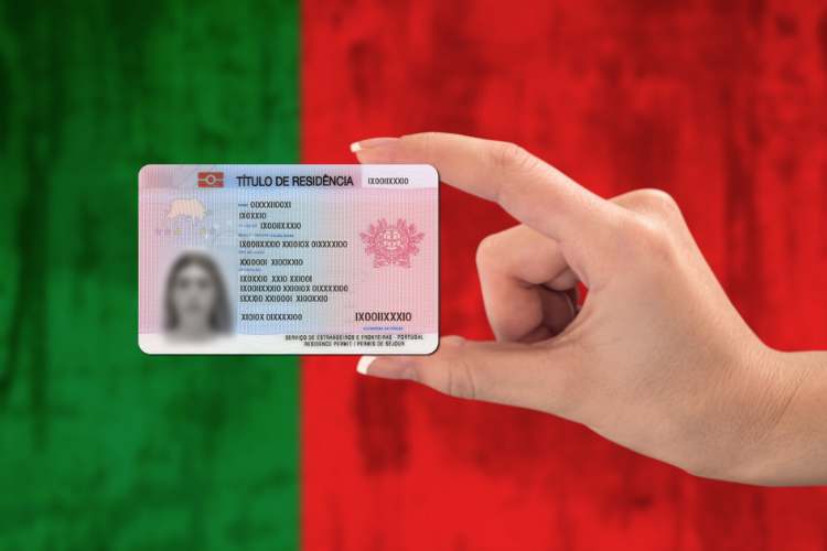 Autorização de residência automática em Portugal: como adquirir?