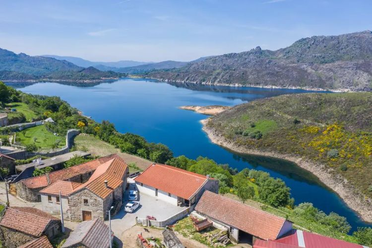 Conheça a encantadora cidade de Montalegre em Portugal